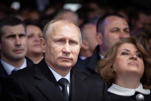 Drone Swarm Nearly NAILS Putin! | Republican Peak